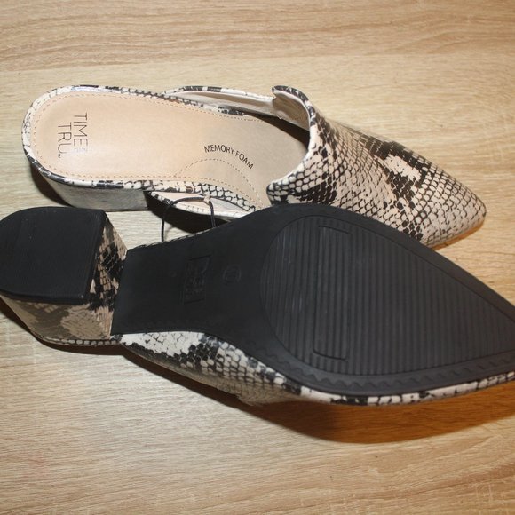 Time and Tru | Shoes | Time And Tru Clog Snake Skin Dress Shoes | Poshmark